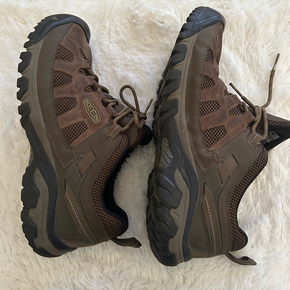Keen | Shoes | Keen Hard Work Shoes Size 3 | Poshmark